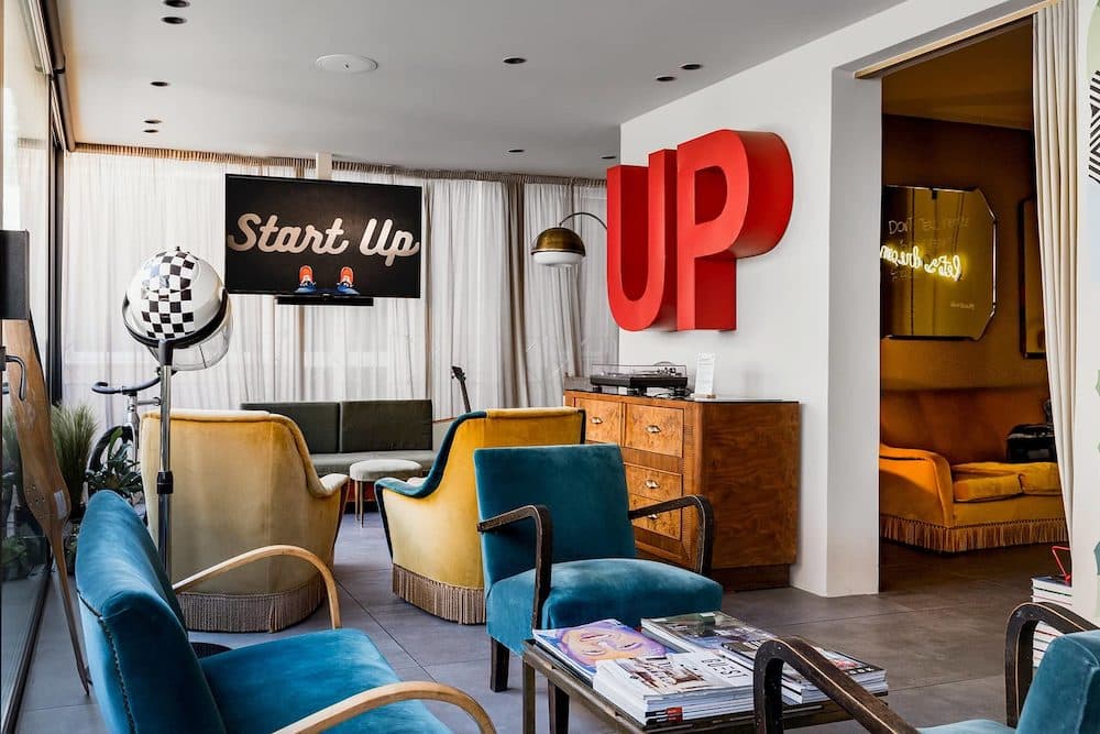 Up Hotel - Teamwork - hotel consulting and training in the service of hospitality