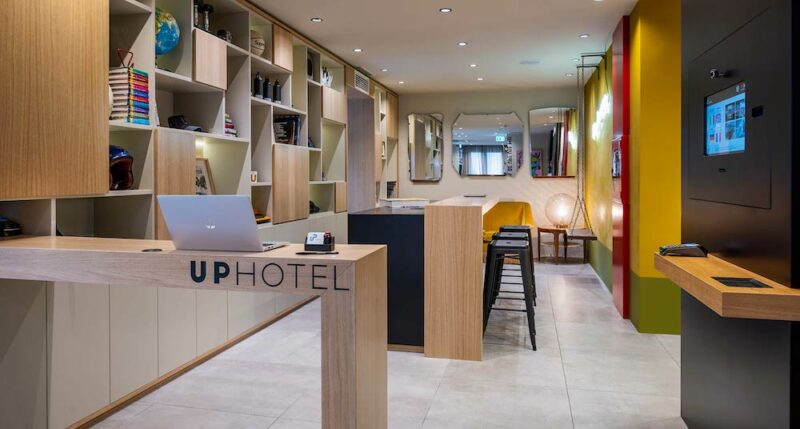 Up Hotel - Teamwork - hotel consulting and training in the service of ...