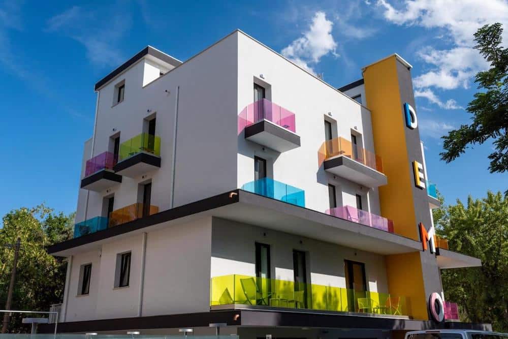 Demo Hotel - Design Emotion - Teamwork - hotel consulting and training ...